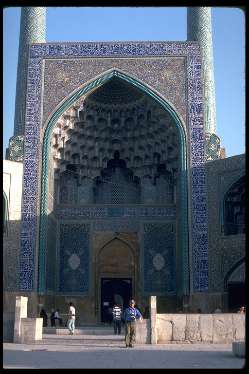 Religious Architecture and Islamic Cultures