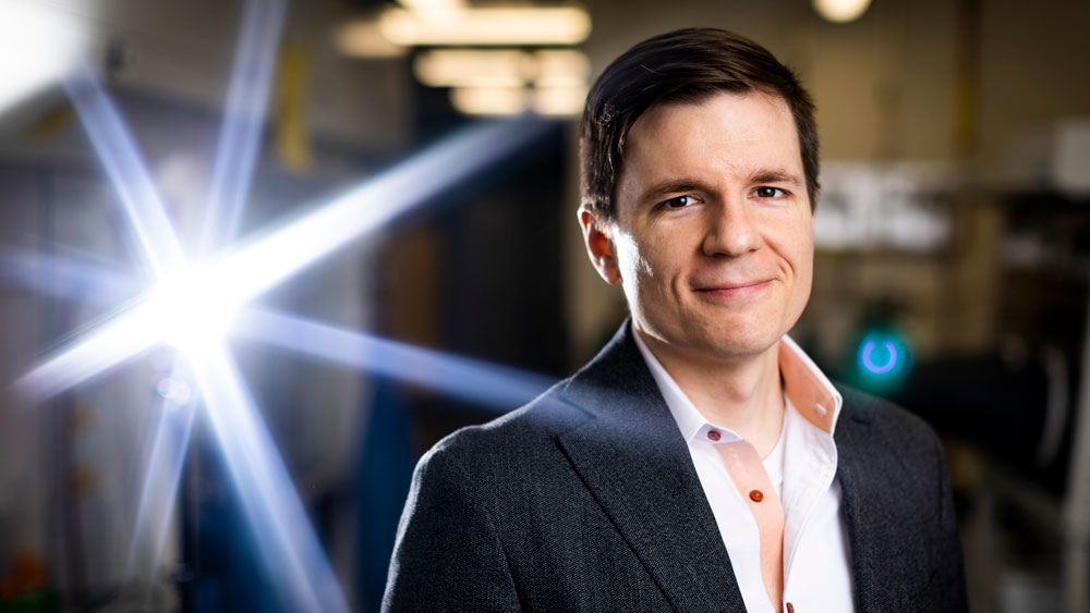 Spotlight: Designing useful new materials | MIT - Massachusetts ...